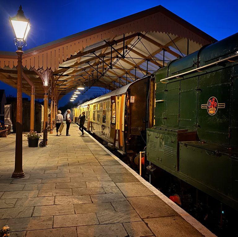 Cholsey & Wallingford Railway – Wallingford – Back to the Forties